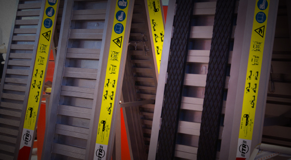 Excavator Attachments | Buckets, Loading Ramps & More - ITR